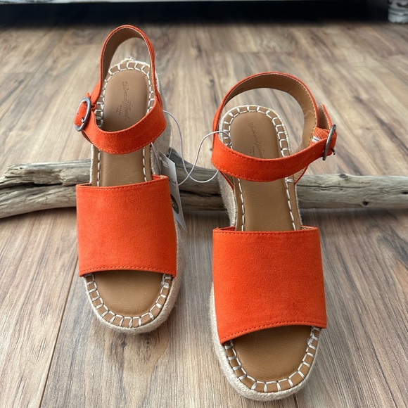 Universal Thread | Shoes | Universal Thread Goods Co Sandals | Poshmark